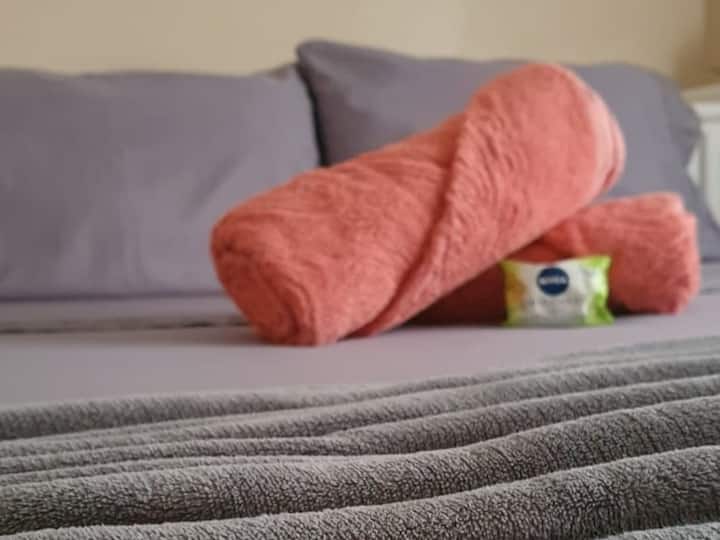 Apto Completo 2 Quartos Com Vaga, 13 Min Da Praia - Niterói