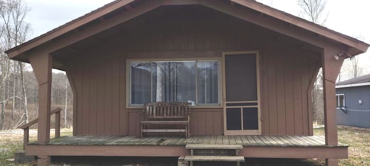 Beulah Cabin - Fairmont, WV