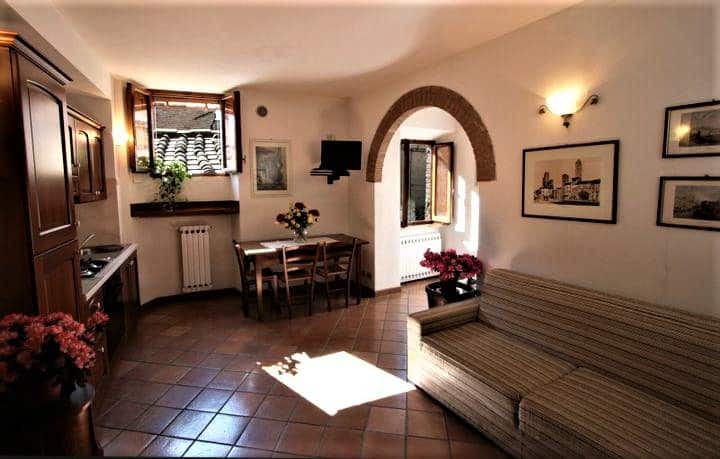 Torre Nomipesciolini - Appartamenti - San Gimignano