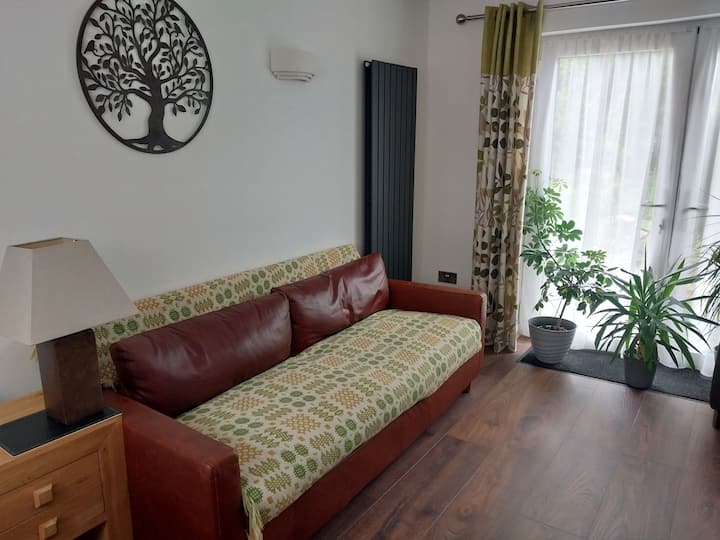 Double Bedroom 7 Min Walk From Train Station - Corby