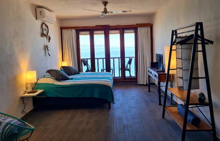 Gorgeous New Studio Appartment Right On The Beach - Puerto Vallarta
