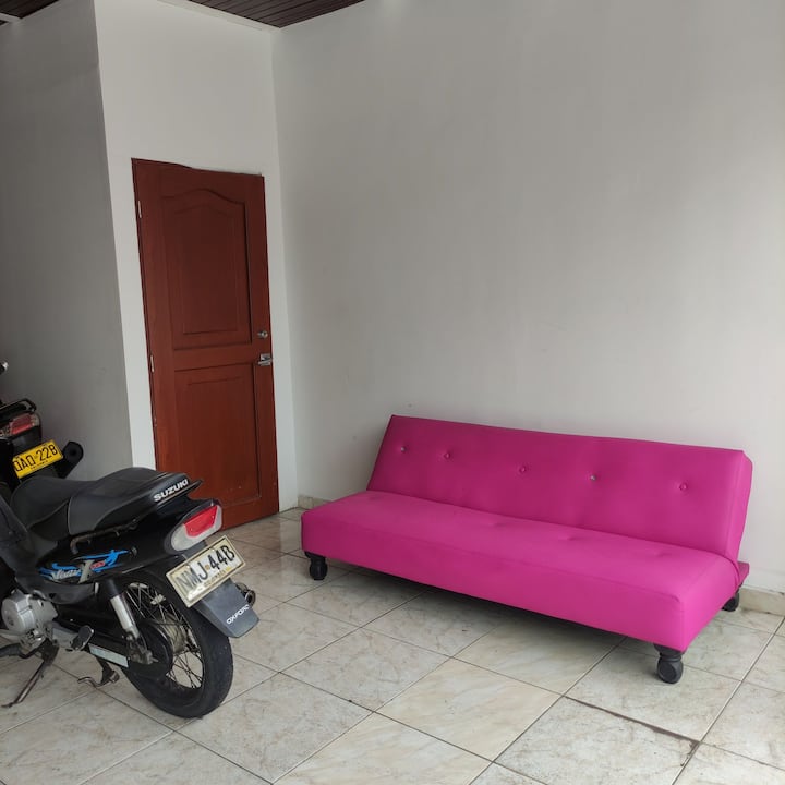 Habitación En El Centro De Palmira - Palmira