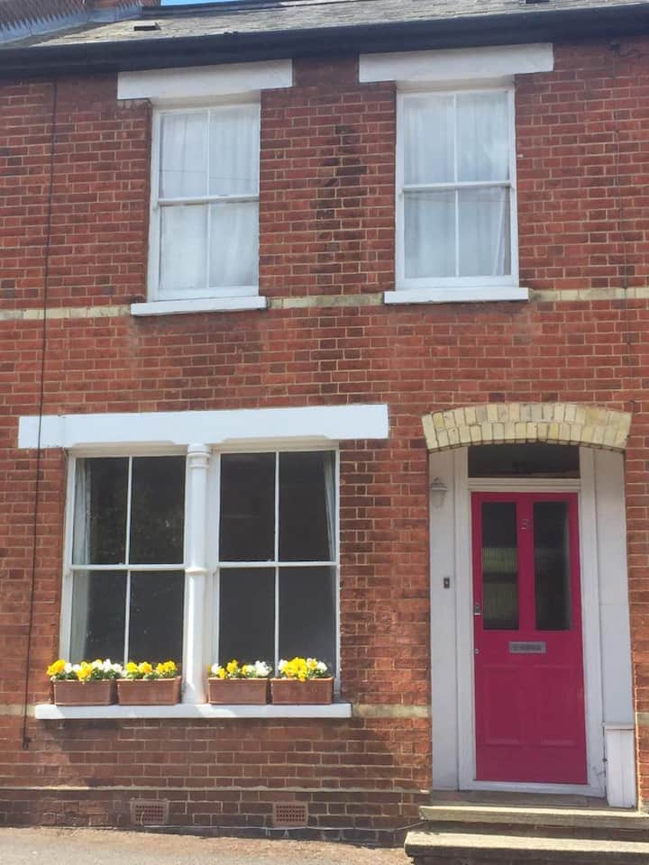 A Calm Oasis In The Centre Of Dorking - Dorking