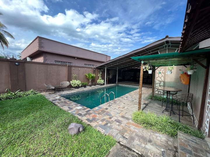 Poolside Private Guest Room | Walk To Zion Beach - Burundi