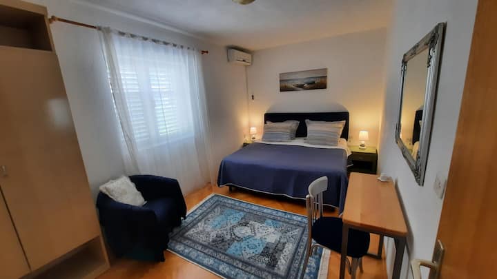 Apartments Lucia 2 - Makarska