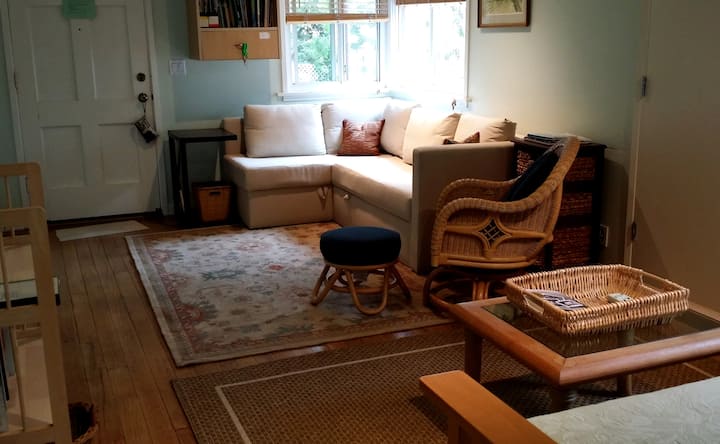 Ktea's Guest Cottage. - Laguna Beach, CA