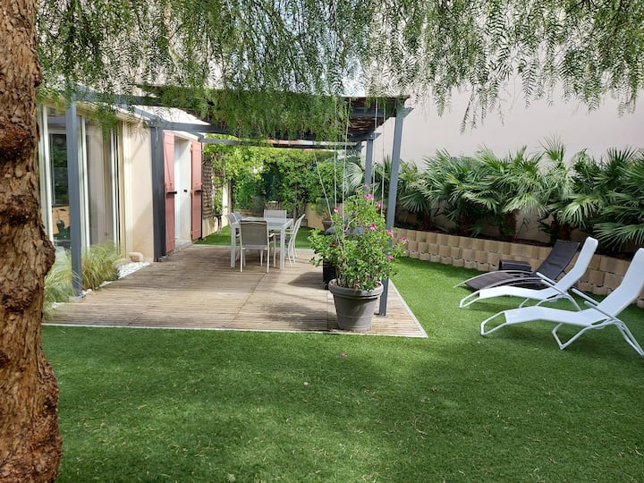 Charmante Villa Dans Résidence Fermée Avec Parking - La Ciotat