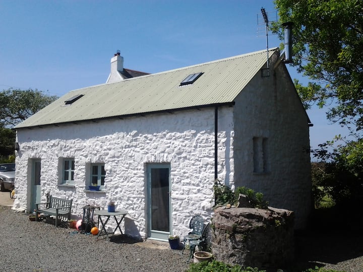 The Dairy, Cosy 1 Bed  With Woodburning Stove - Little Haven