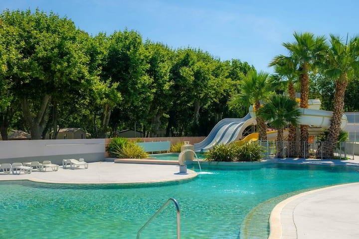 Mobil Home/clim/terrasse/parking/piscine/agde - Hérault