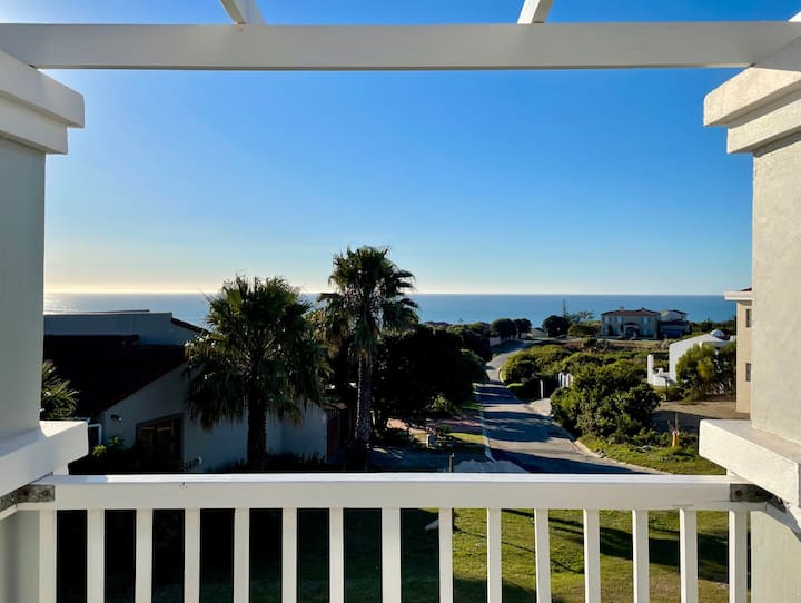 Sunrise (No Load Shedding) - Saint Francis Bay