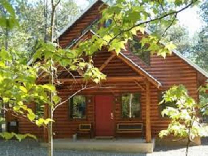 Rising Star20% Off H Tub/pool Table/fireplace/wifi - Broken Bow, OK