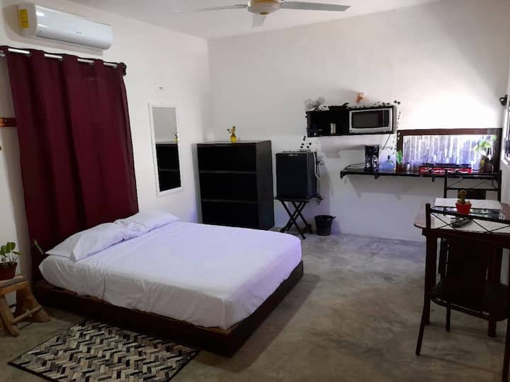 Jardín De Mamá A 3 Calles De La Playa Y 5ta Av. - Playa del Carmen