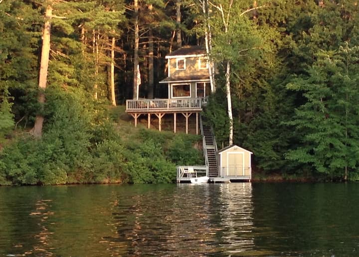 Charming And Comfortable Lake House - Sanford, ME