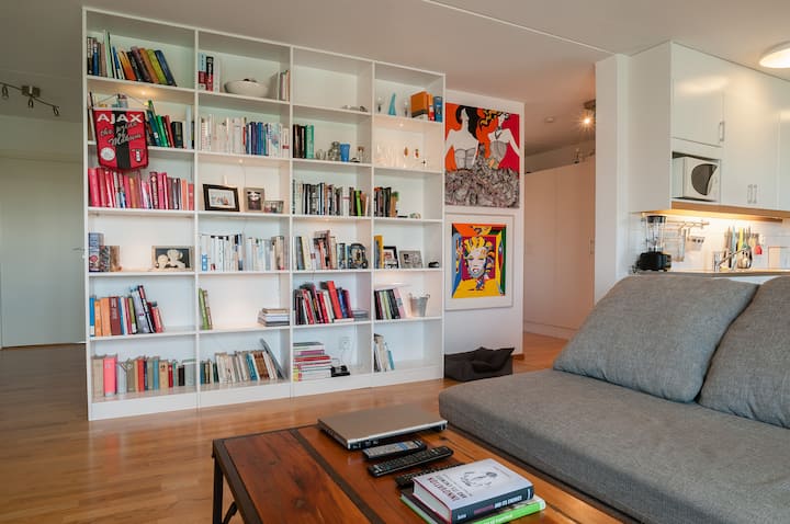 Spacious Bedroom In Stockholm With Balcony! - Stockholm