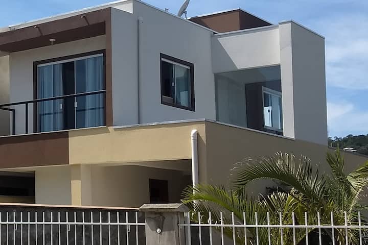 Casa Em Bombinhas - Pôrto Belo
