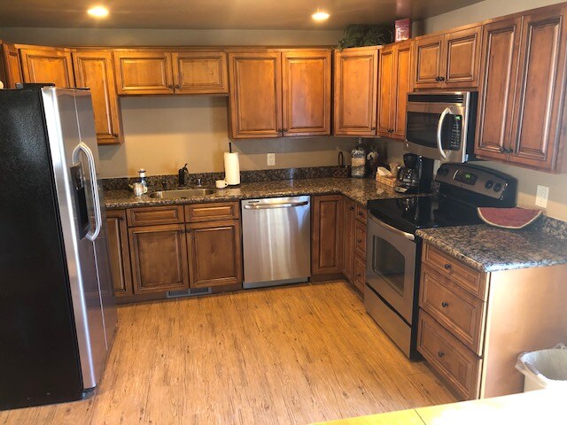 Sierra Foothills Cozy Cottage @ Rusty Spurs Ranch - Houses for Rent in ...