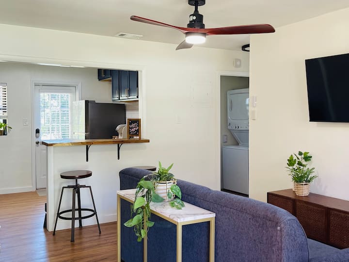 Cozy And Charming Duplex House - Tallahassee, FL