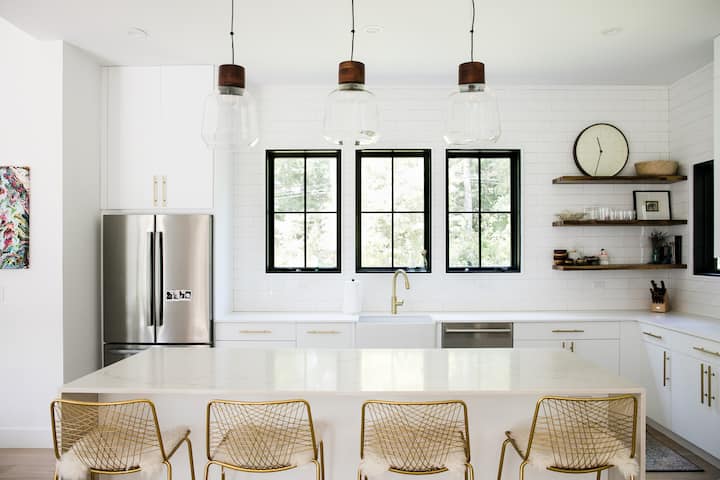 Modern Retreat With Spa - Sag Harbor, NY