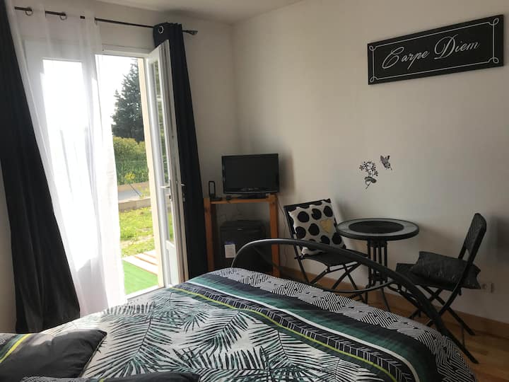 Chambre D’hôtes Au Calme En Ardèche Du Sud - Lagorce