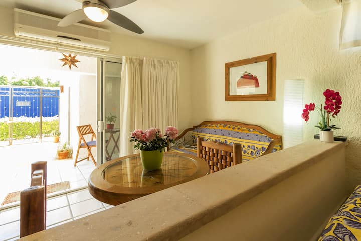 Best Value Near Marina 2-bed Open Plan Apt1 - Cabo San Lucas