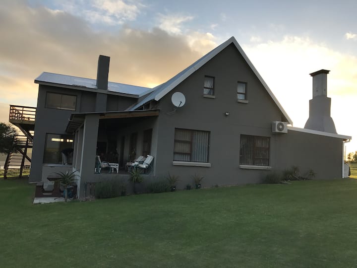 Impofu Lake Getaway- No Loadshedding. - Oyster Bay