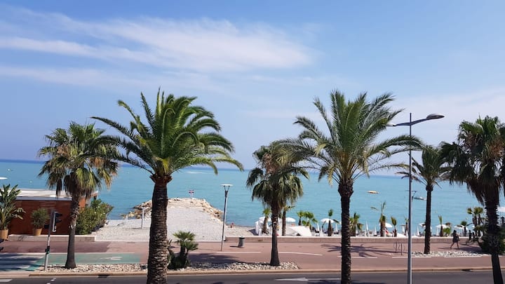 Appartement 2p Front De Mer Cagnes Sur Mer 06800 - Cagnes-sur-Mer