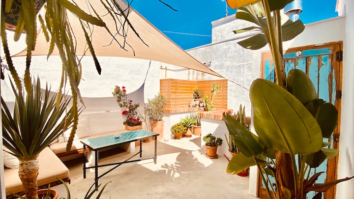 Precioso Y Tranquilo Dúplex. Terraza, A/a. Centro - Tarifa