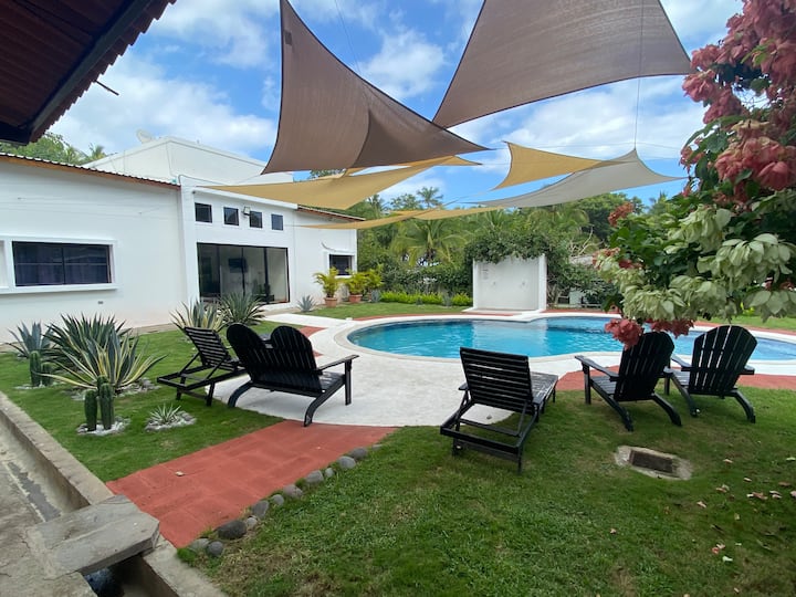 Casa Azul, En Xanadú, La Libertad. - El Salvador