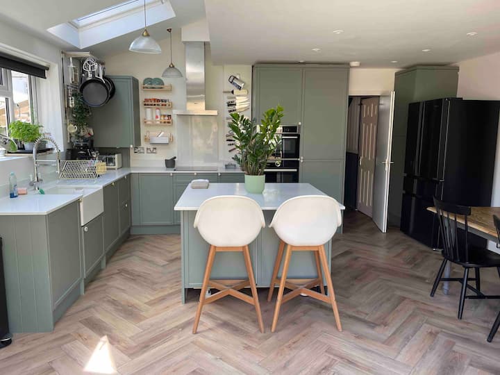 Family Home In Oxford - Oxford
