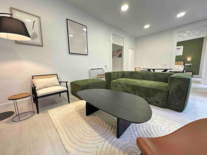 Elegante Hogar En El Centro + Parking Gratis - Vigo