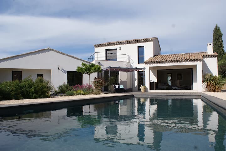 Loue Villa D'architecte Vue Mer Et Vignoble - Le Castellet
