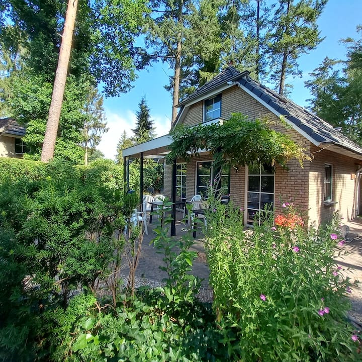 Vakantiehuis Met Sauna En Jacuzzi Op De Veluwe. - Ede