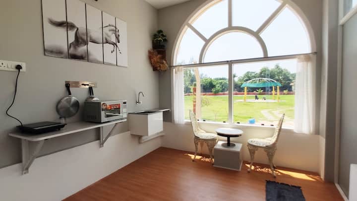 Luxury Beach Villa With Pool. Escape To Bliss - Chennai