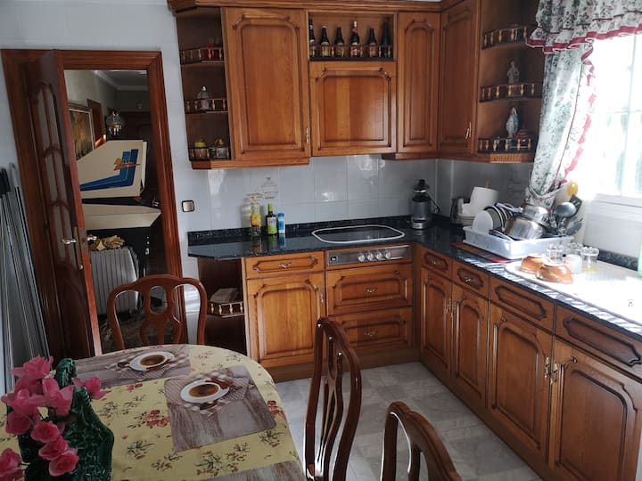 3 Habitaciones (Hasta 9 Huéspedes) - Granollers