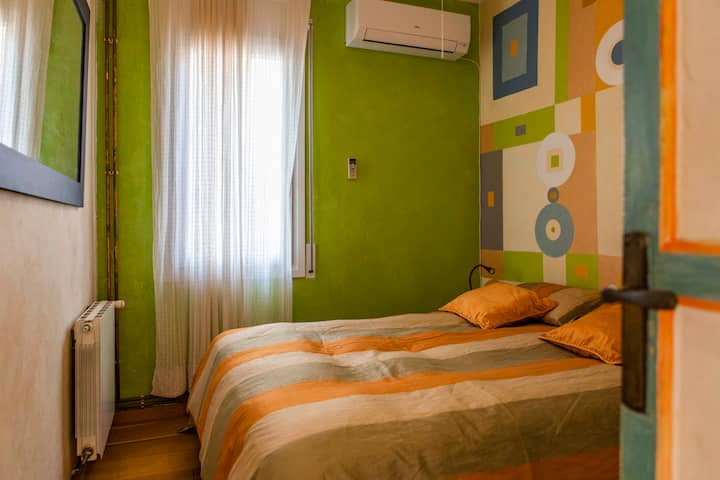 Gaudi Parc Room - Barcelona