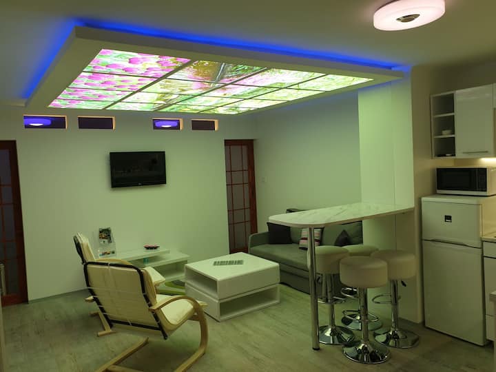 New! -City Centre-2 Couple-ac-family-special Light - Budapest