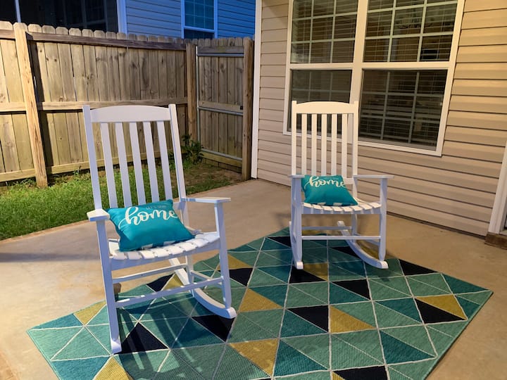 Tranquil 4br/2ba Home In Quiet Neighborhood W/wifi - Rehobeth, AL