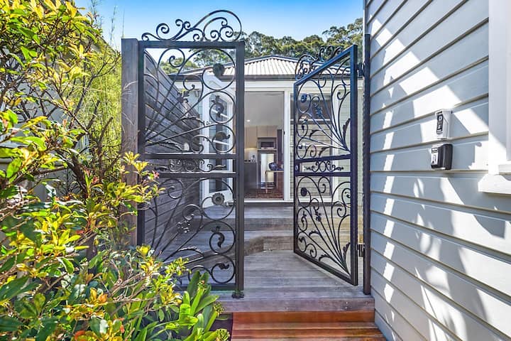 Relax-inn Austinmer. Luxury Detached Guest House. - Appin