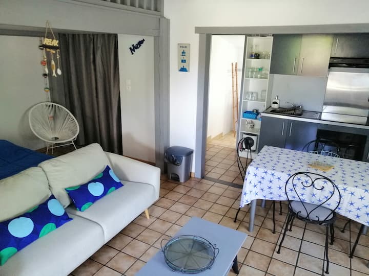 Gîte Les Glycines Pour Vacances Au Calme - Landes
