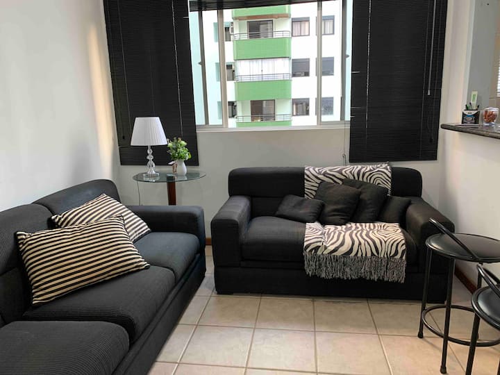 Apto Em Florianópolis Próx. à Av. Beira Mar Norte - Florianópolis