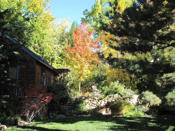 West Pearl Carriage House--30+ Day Stay - Boulder, CO