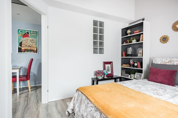 Sunny Refurbished Loft Next To Tivoli Park - Ljubljana