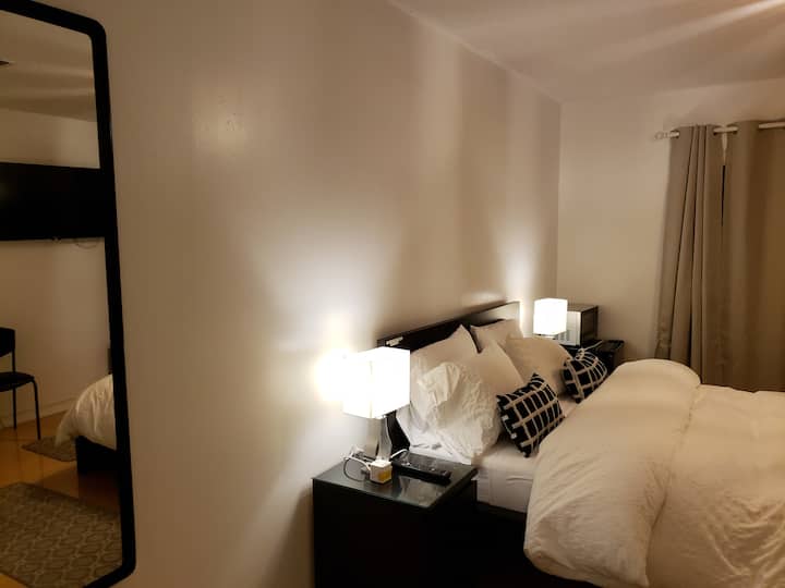 Sawgrass Mills Mall Beautiful Room - Sunrise, FL