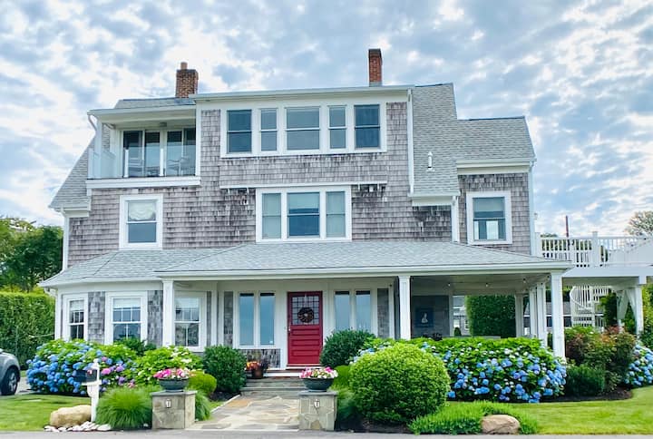 Seascape-walk To Beach-ocean Views-close To Town - Newport