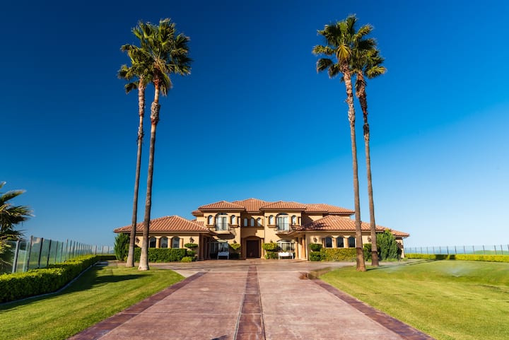 The Shandon House - Magnificent Views - Houses for Rent in Shandon ...