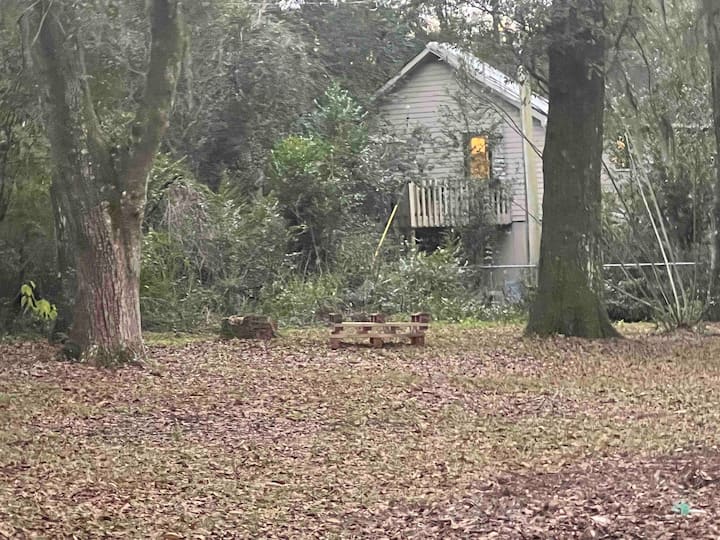 In-town Rv Retreat (For Parking Overnight Only) - Tallahassee, FL