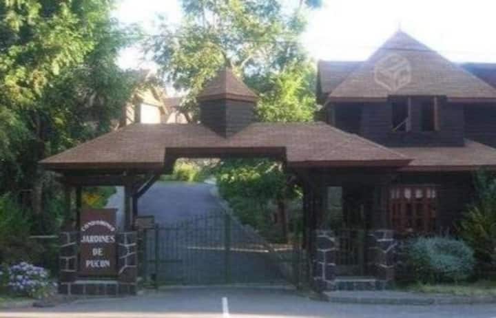 Casa En Condominio Jardines De Pucón - Pucón