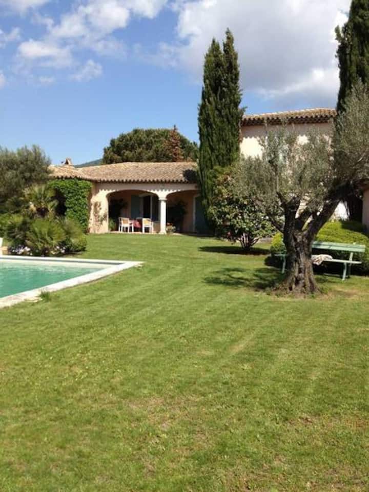 Appartement Plain-pied Avec Piscine à Grimaud - Grimaud