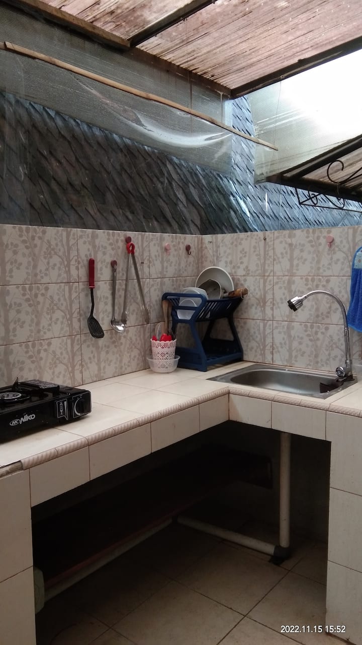 Cafe Corner Room With Valley View - Bandung