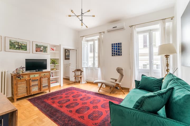 A Promenade In The Best Of Rome - Rome